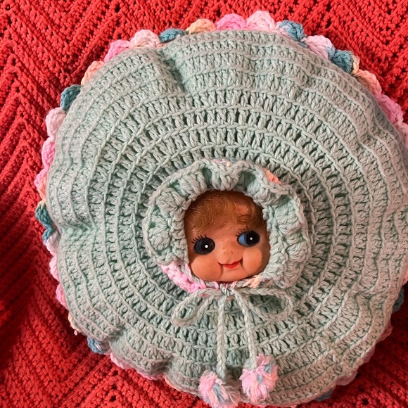 homemade | Bedding | Crochet By Some Mother Or Grandmother Vintage ...